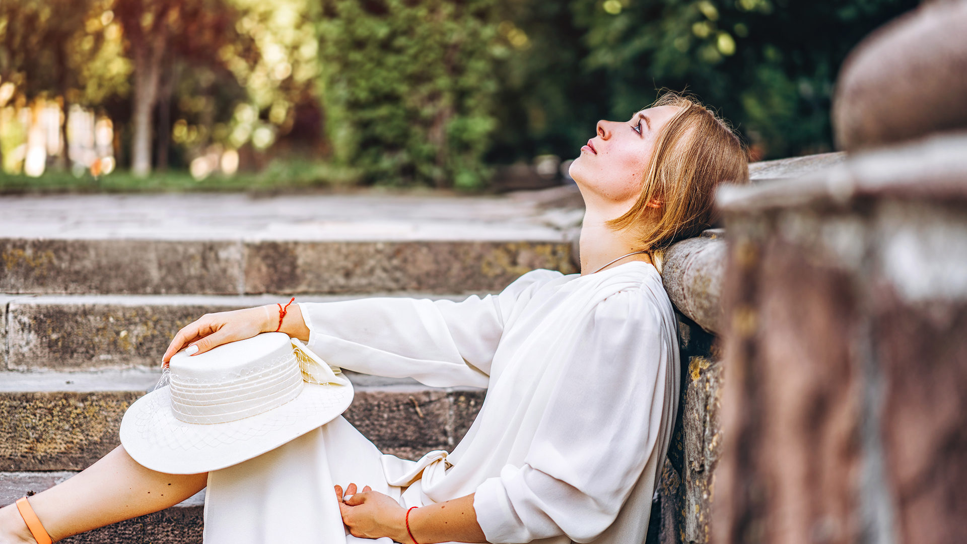 4 Ways To Deal With Being Single And Lonely