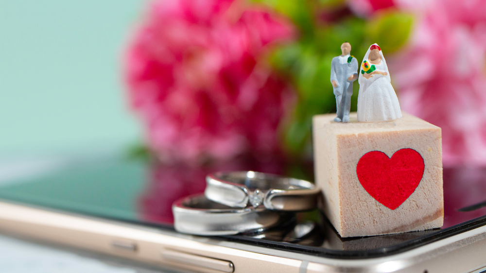 What Really Makes a Christian Dating App "The Best?"